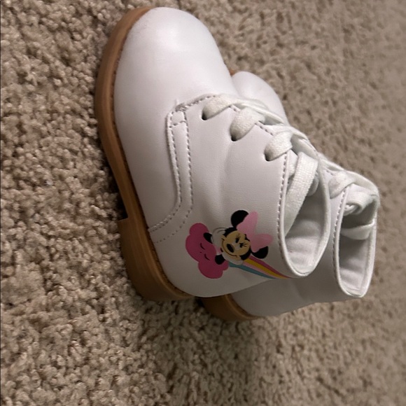 Disney | Shoes | Disney Kids White Boots With Minnie Mouse And Rainbow ...